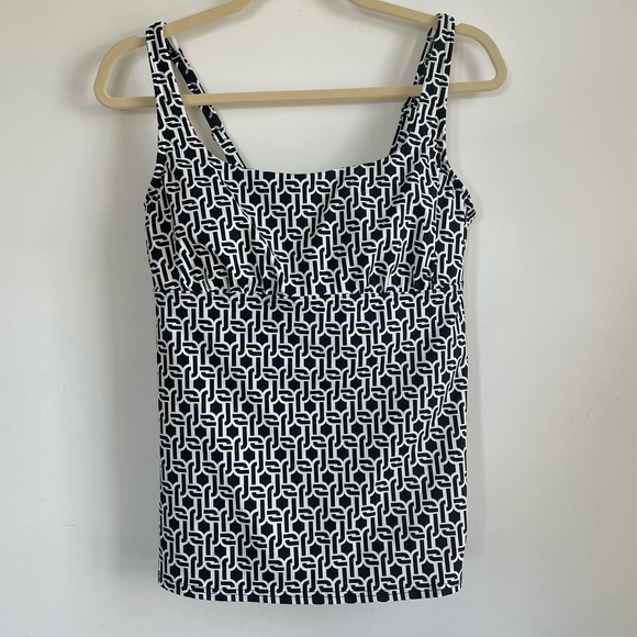 Lands' End | Swim | Lands End Tankini Swim Top Black White Geometric ...